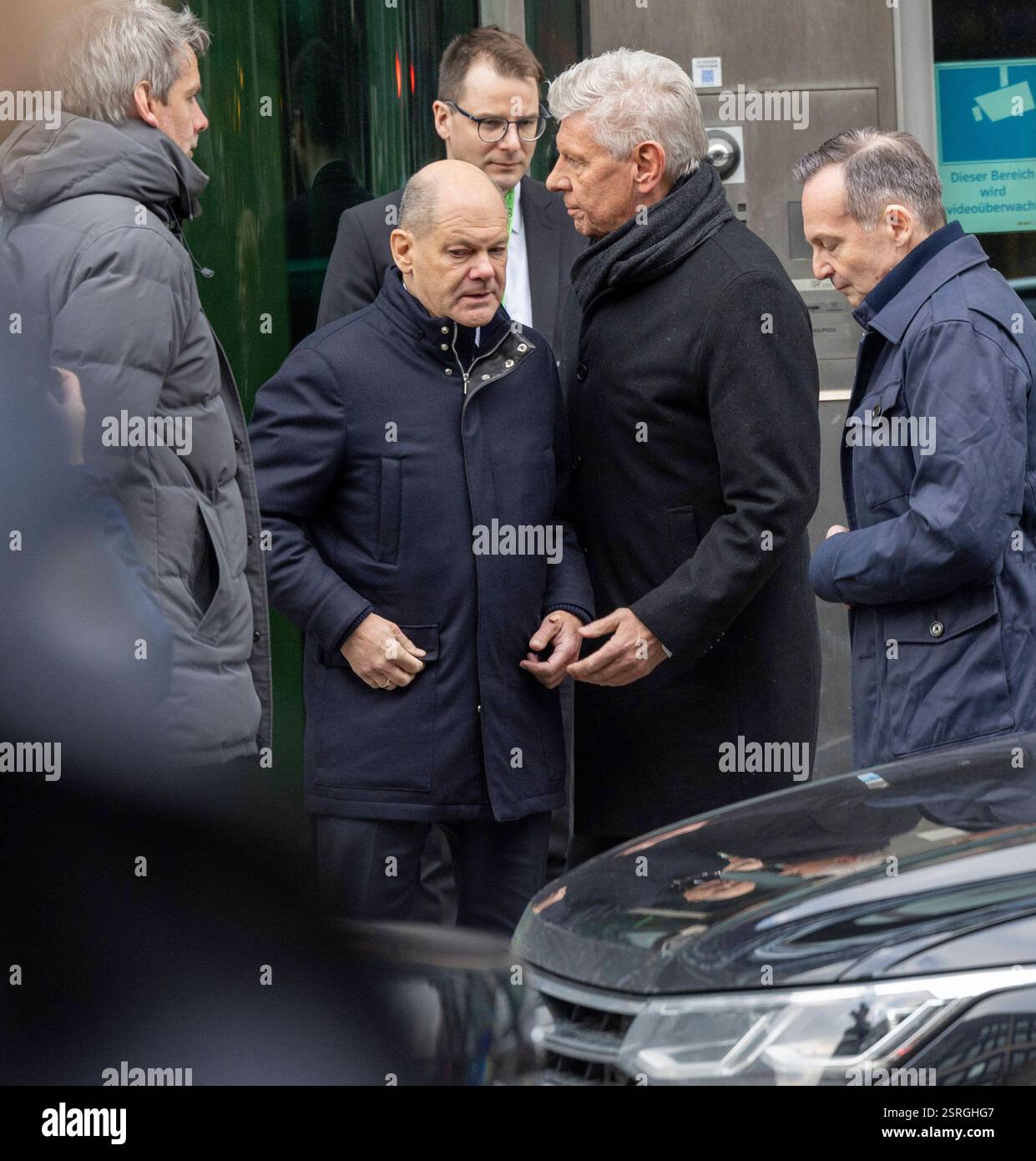 Olaf Scholz mit OB Dieter Reiter / Bundeskanzler Olaf Scholz besucht ...