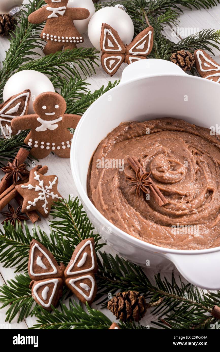 Pastry cutters gingerbread dough hi-res stock photography and images ...