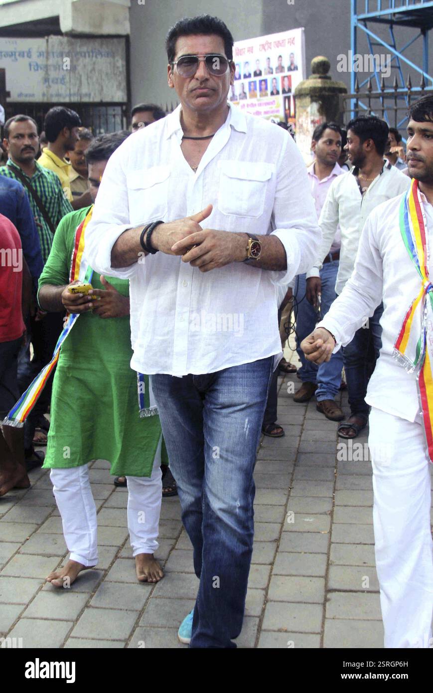 Bollywood actor Mukesh Rishi pay tributes to slain Indian soldiers at ...