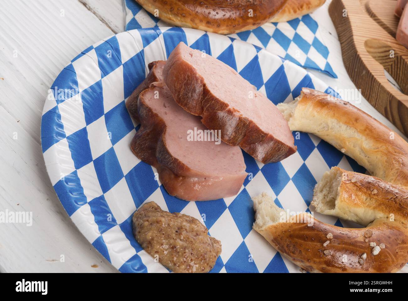 Beer cheese festival hi-res stock photography and images - Alamy