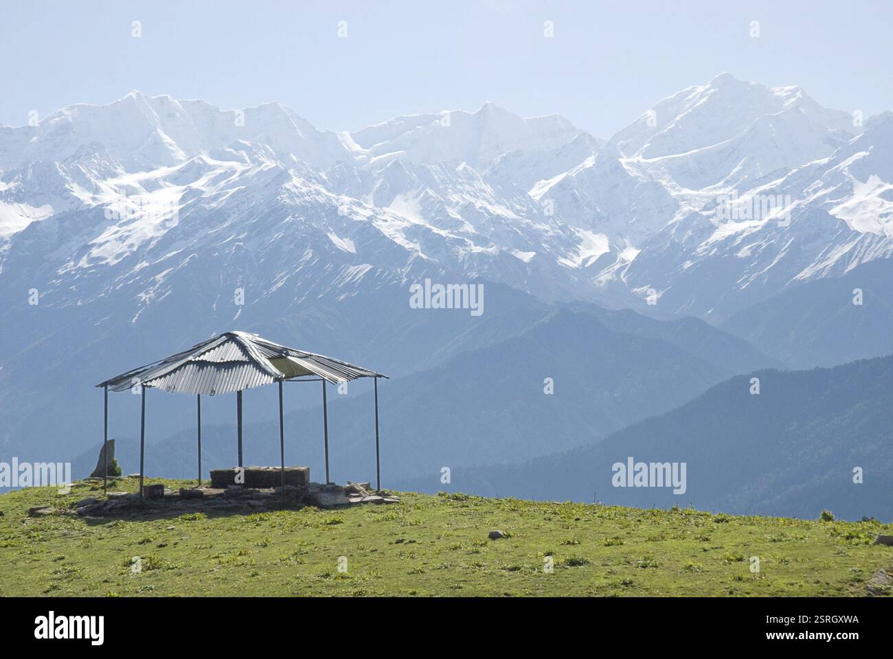 Dayara bugyal view point Himalayan mountain range behind, Uttaranchal ...