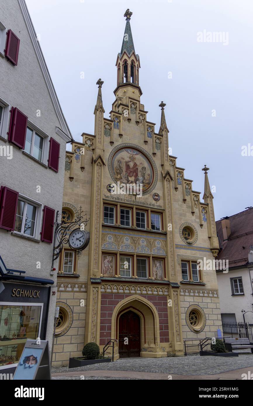 Spirit building hi-res stock photography and images - Alamy