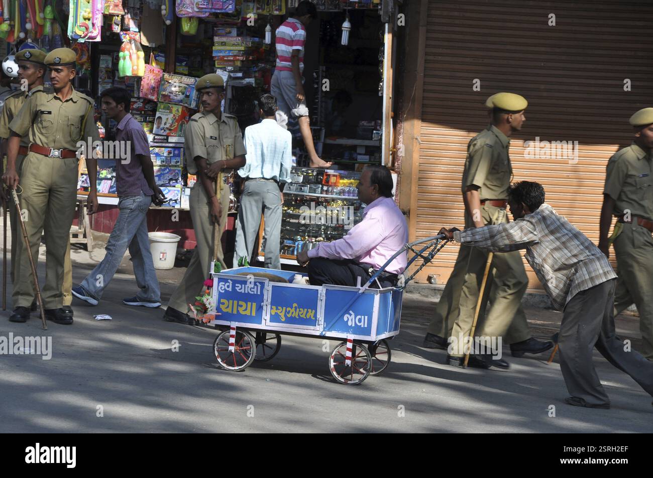 Man sitting in cart, mount abu, rajasthan, india, Asia Stock Photo - Alamy