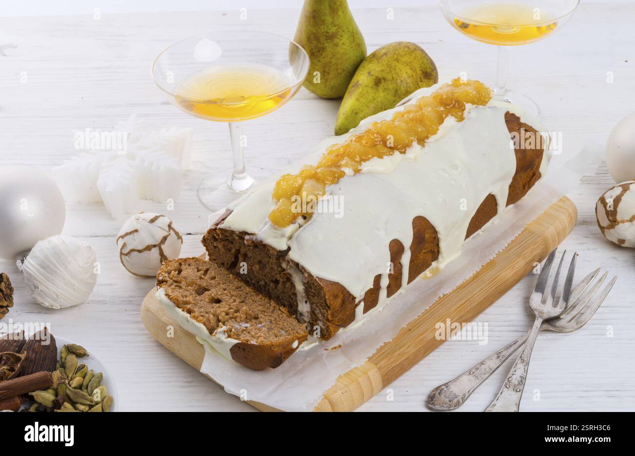 French Christmas cake Stock Photo - Alamy