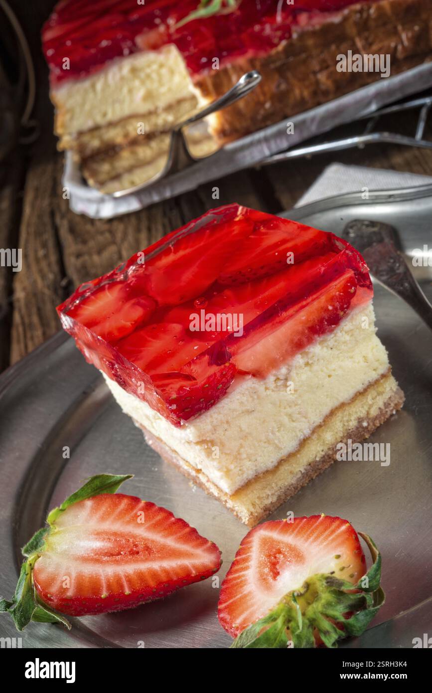 Strawberry Cheese Cake Stock Photo - Alamy