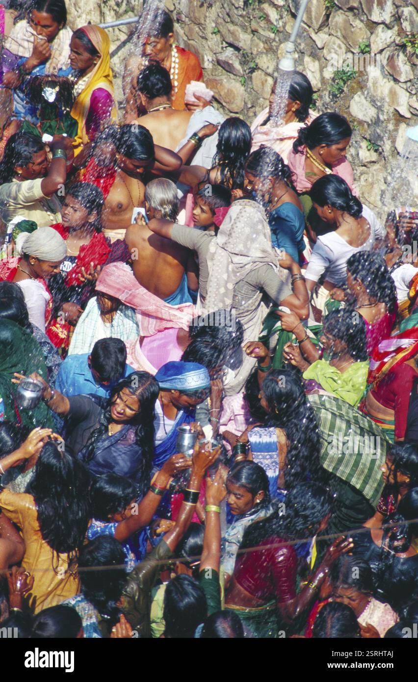 People gathering for Yellamma and Devdasi fair, Saudatti, Karnataka ...