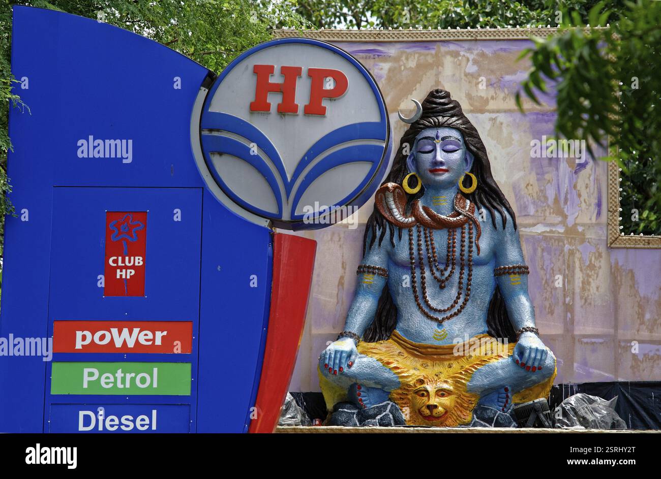 Lord Shiva statue at HP petrol pump sign, Mumbai, Maharashtra, India ...