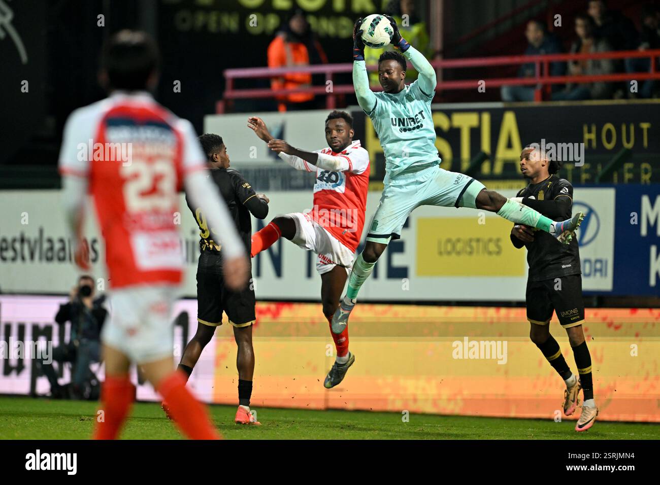 Kortrijk, Belgium. 26th Dec, 2024. goalkeeper Mohamed Kone (30) of ...