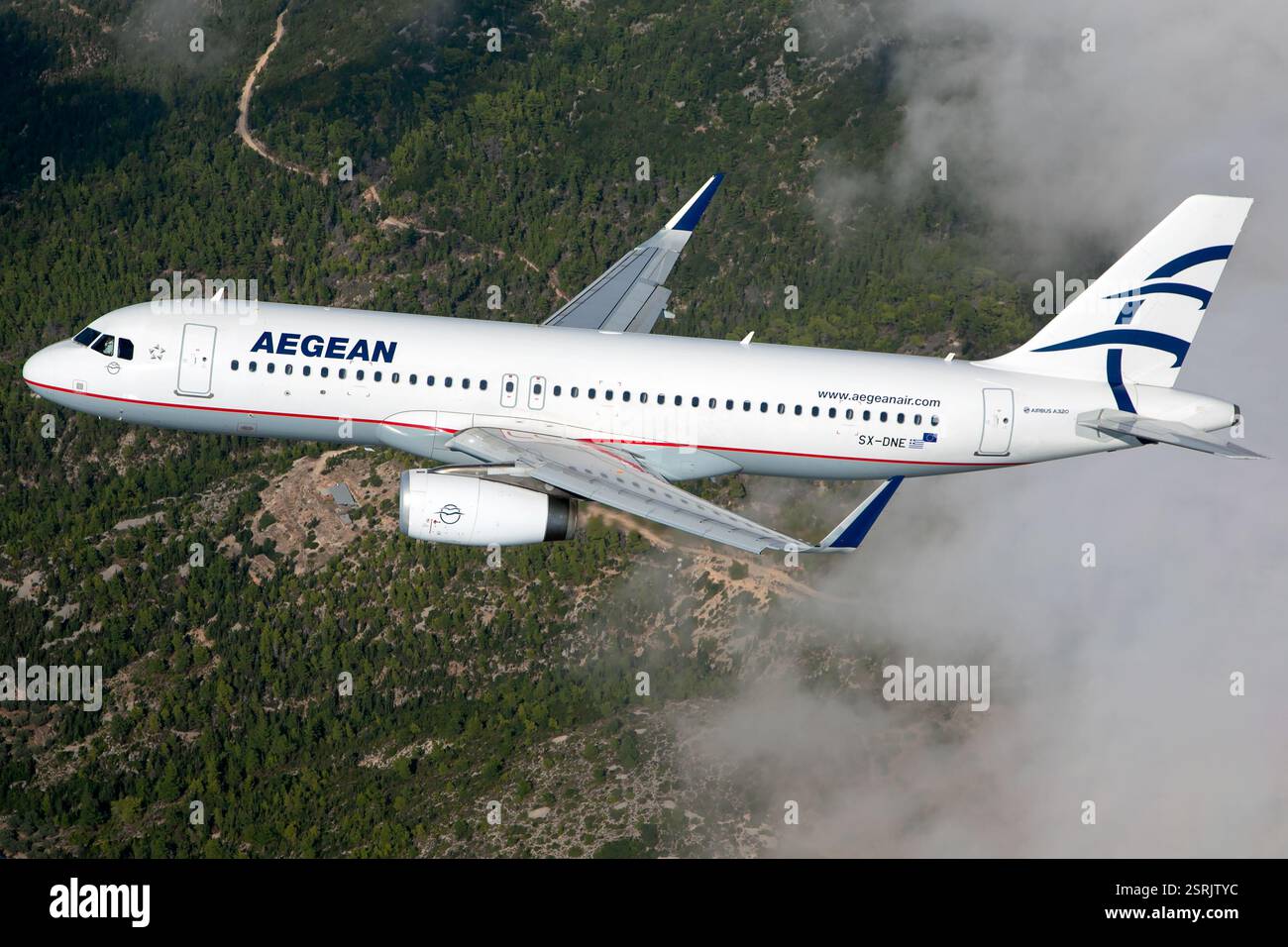 Airbus A320, twin-engine, short to medium-range jet airliner, known for ...