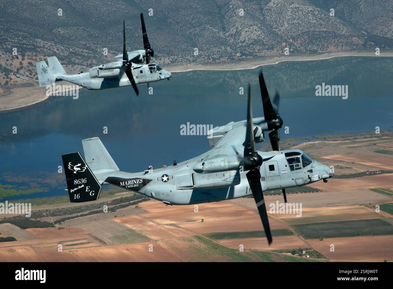 U.S. Marine Corps MV-22 Osprey: Tiltrotor aircraft with Rolls-Royce AE ...