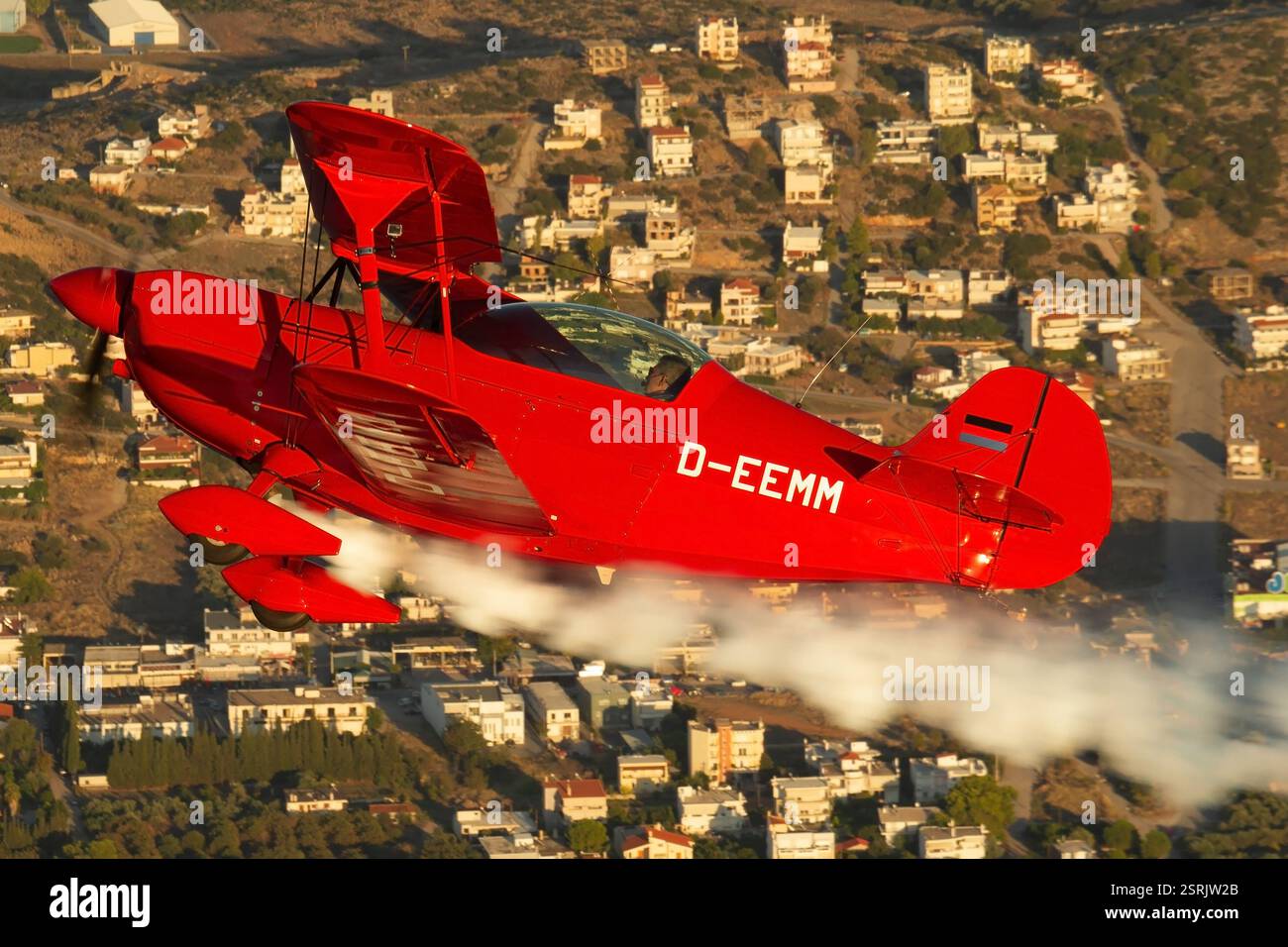 Pitts Special: A lightweight, high-performance aerobatic biplane, ideal ...
