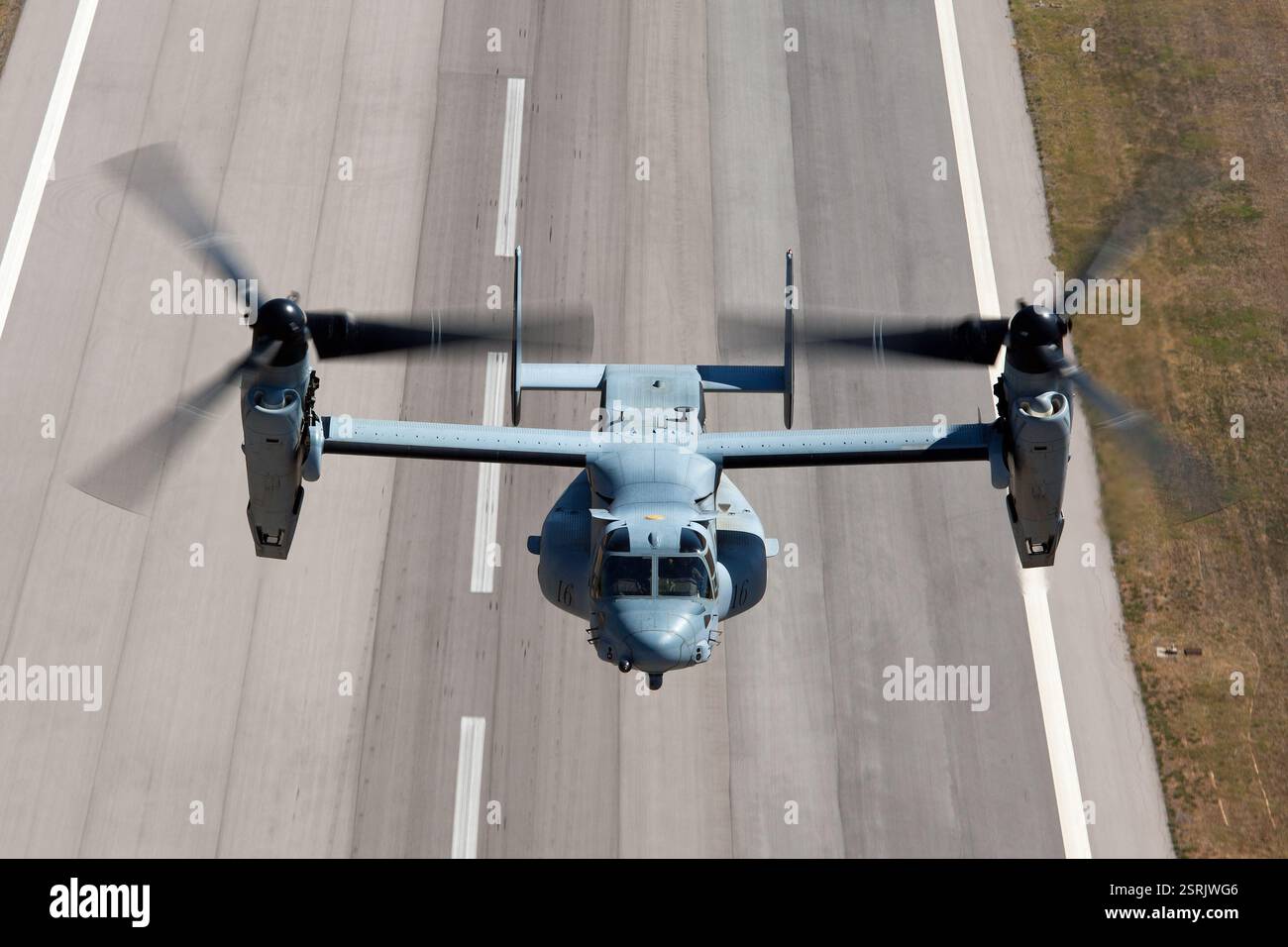 U.S. Marine Corps MV-22 Osprey: Tiltrotor aircraft with Rolls-Royce AE ...