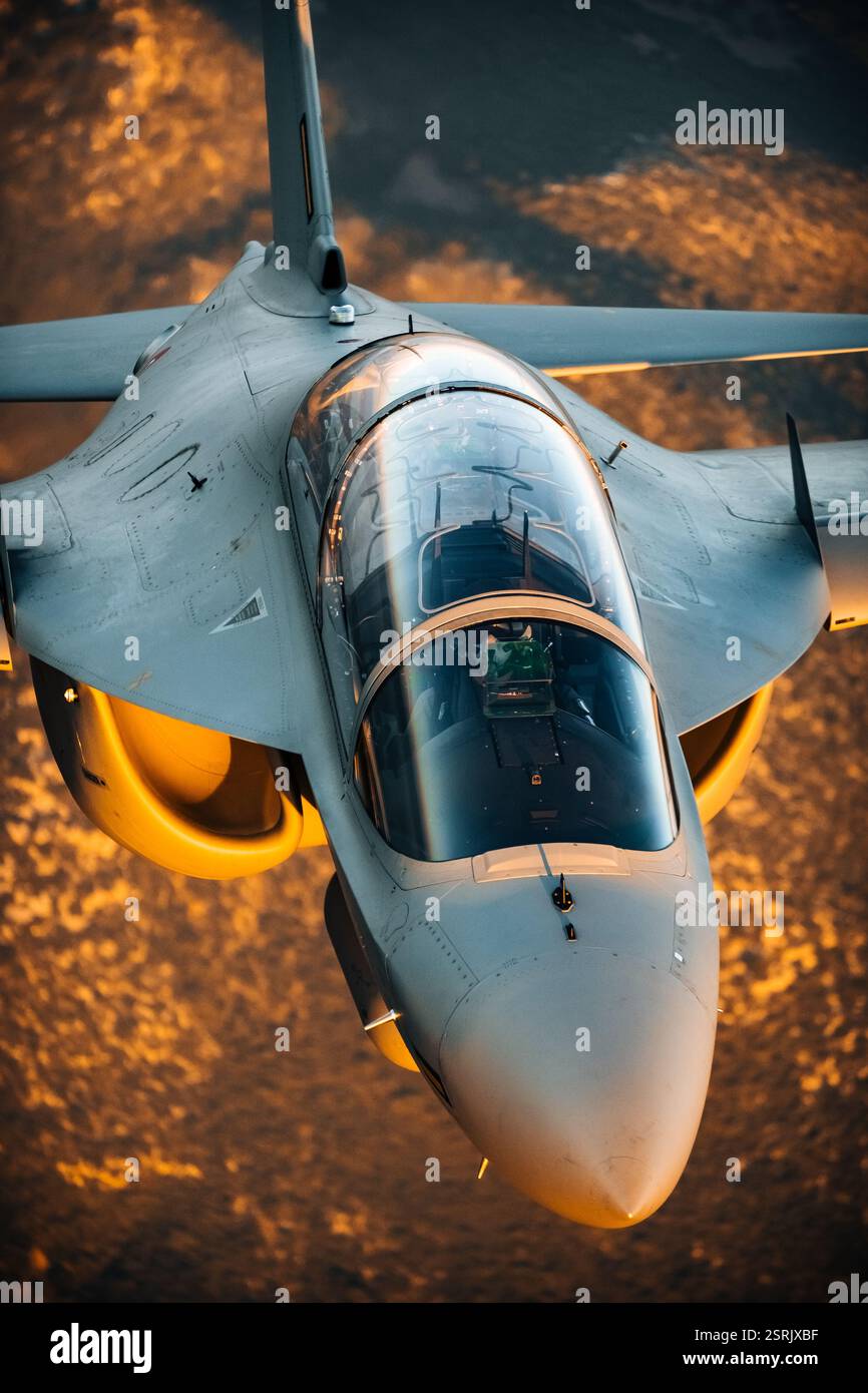 Italian Air Force M-346 Sunset: M-346 jet trainer silhouetted against ...