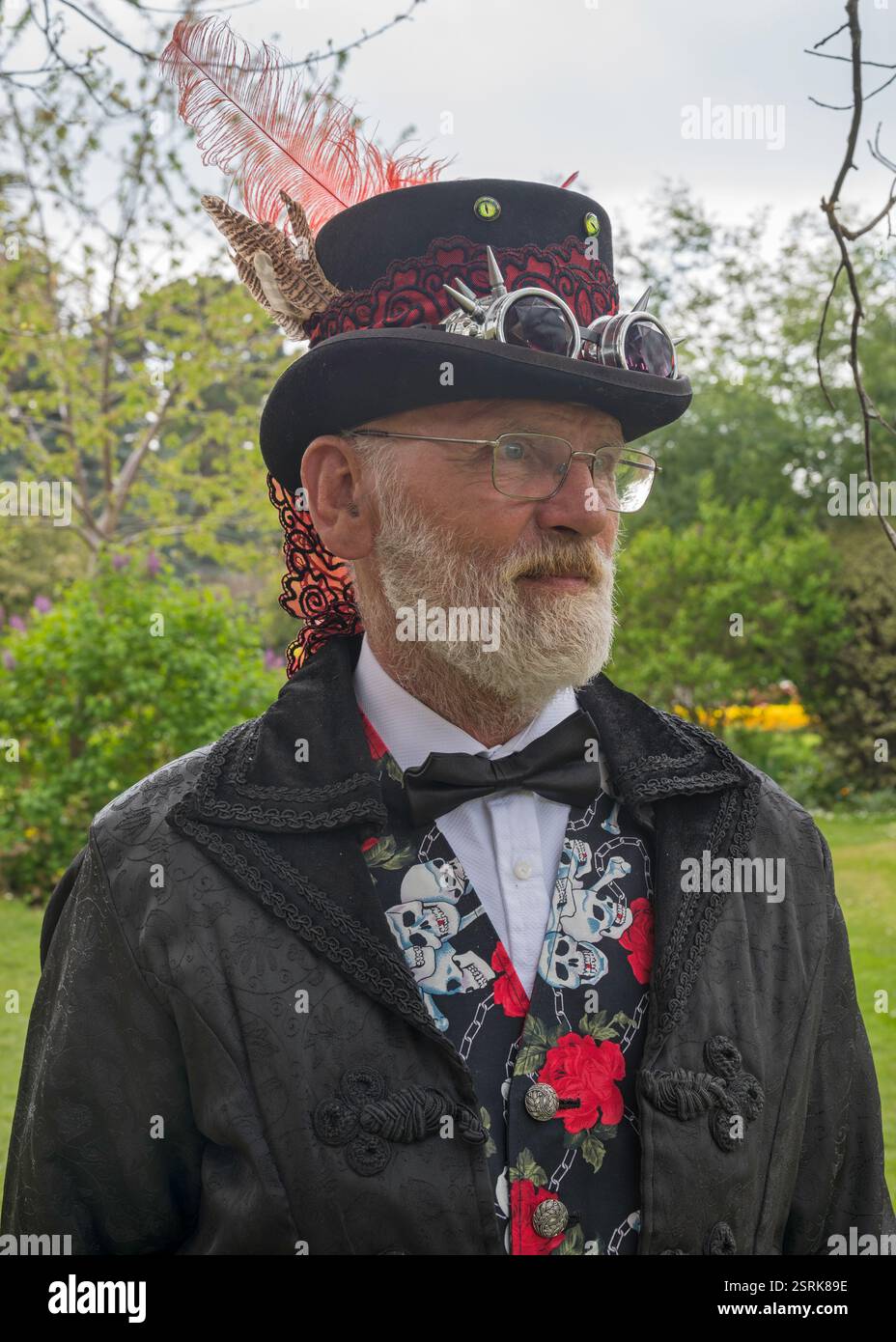 People dressed in steampunk outfits at Minehead Victorian Steampunk ...