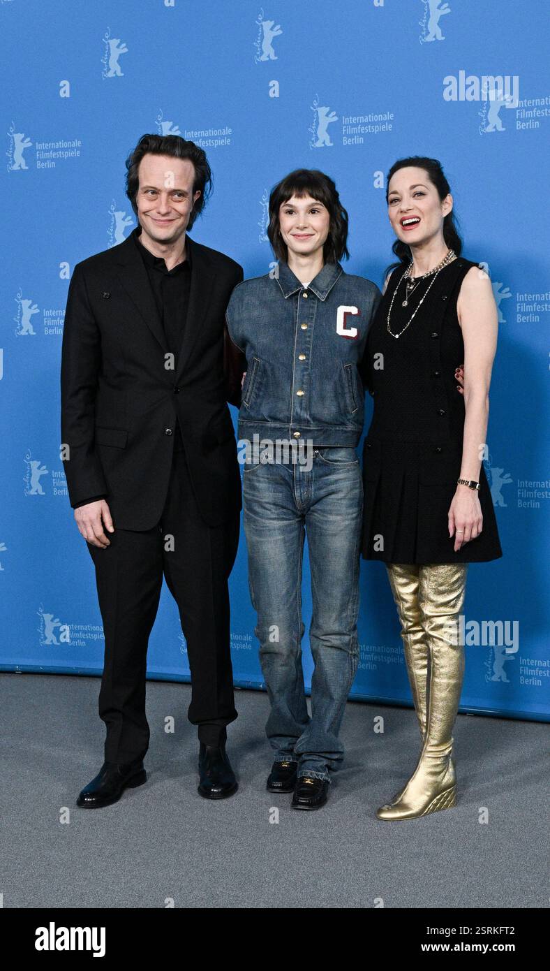 Berlin, Germany. 16th Feb, 2025. Actors August Diehl (l-r), Clara ...