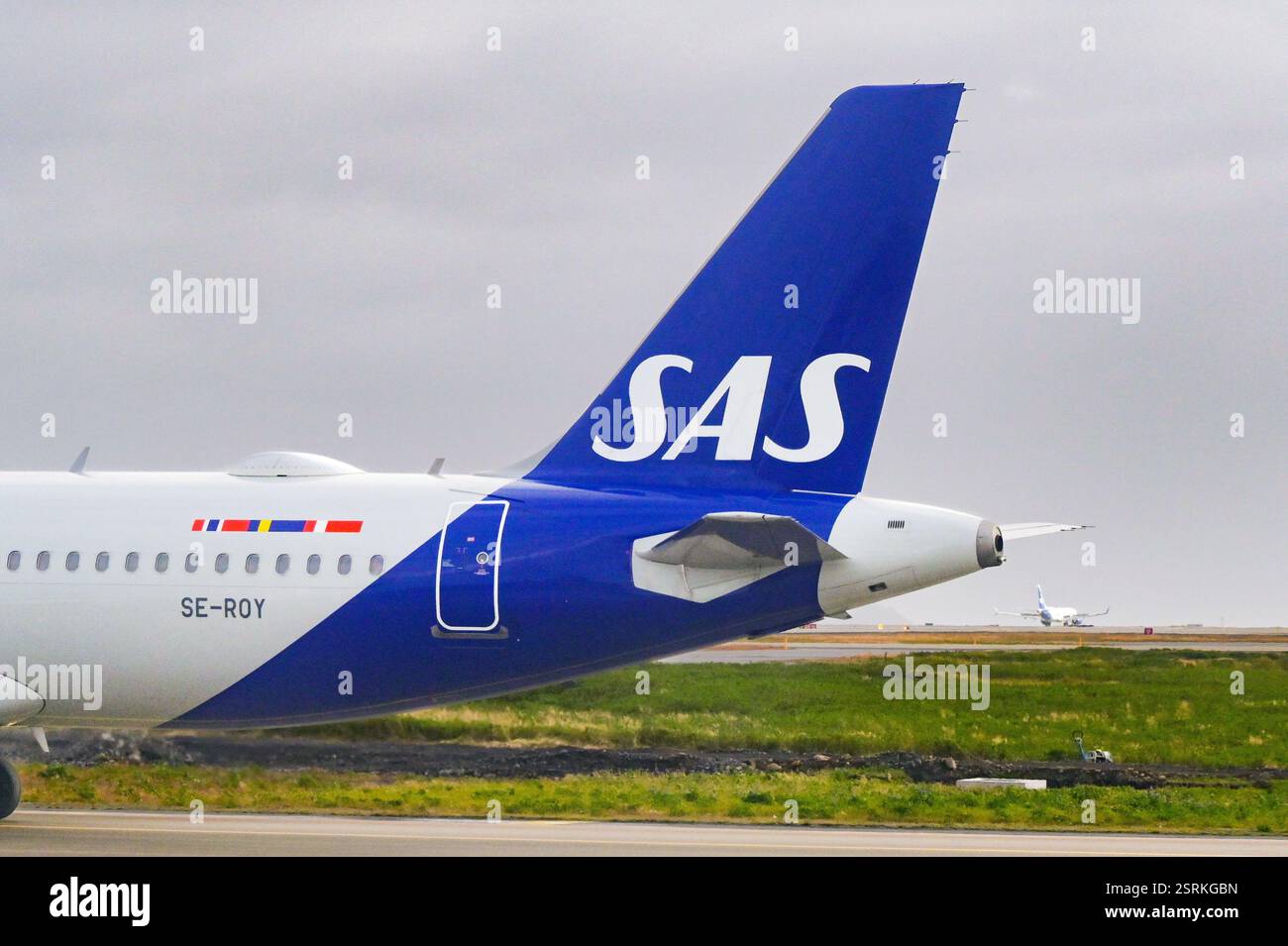 Jetplane tail fin hi-res stock photography and images - Alamy