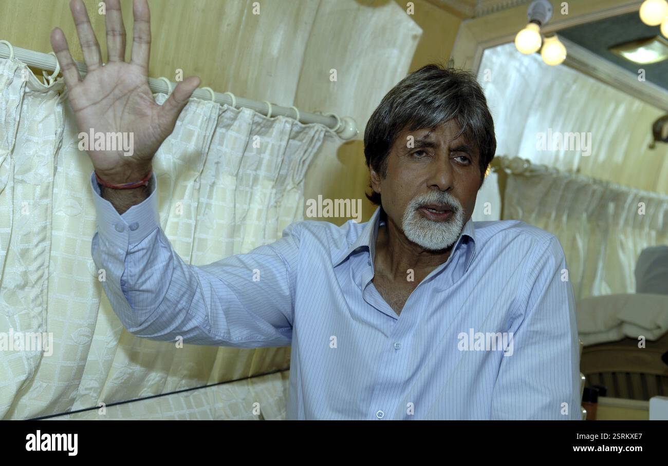 Indian Bollywood Hindi Film Actor, Amitabh Bachchan, Mumbai ...