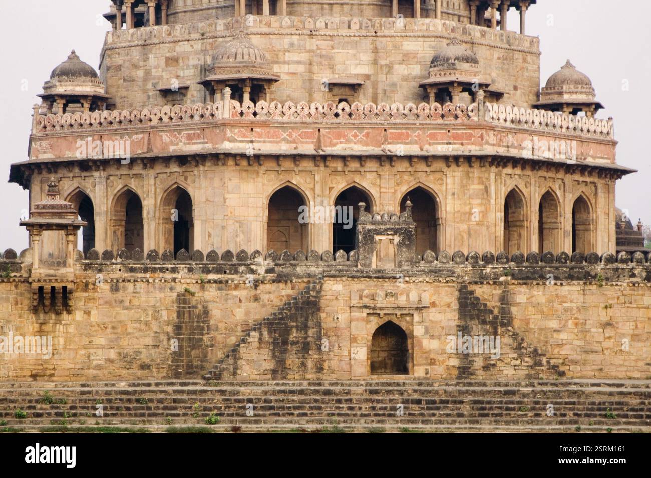 Sher shah suri tomb in Sasaram, Bihar, India, Asia Stock Photo - Alamy