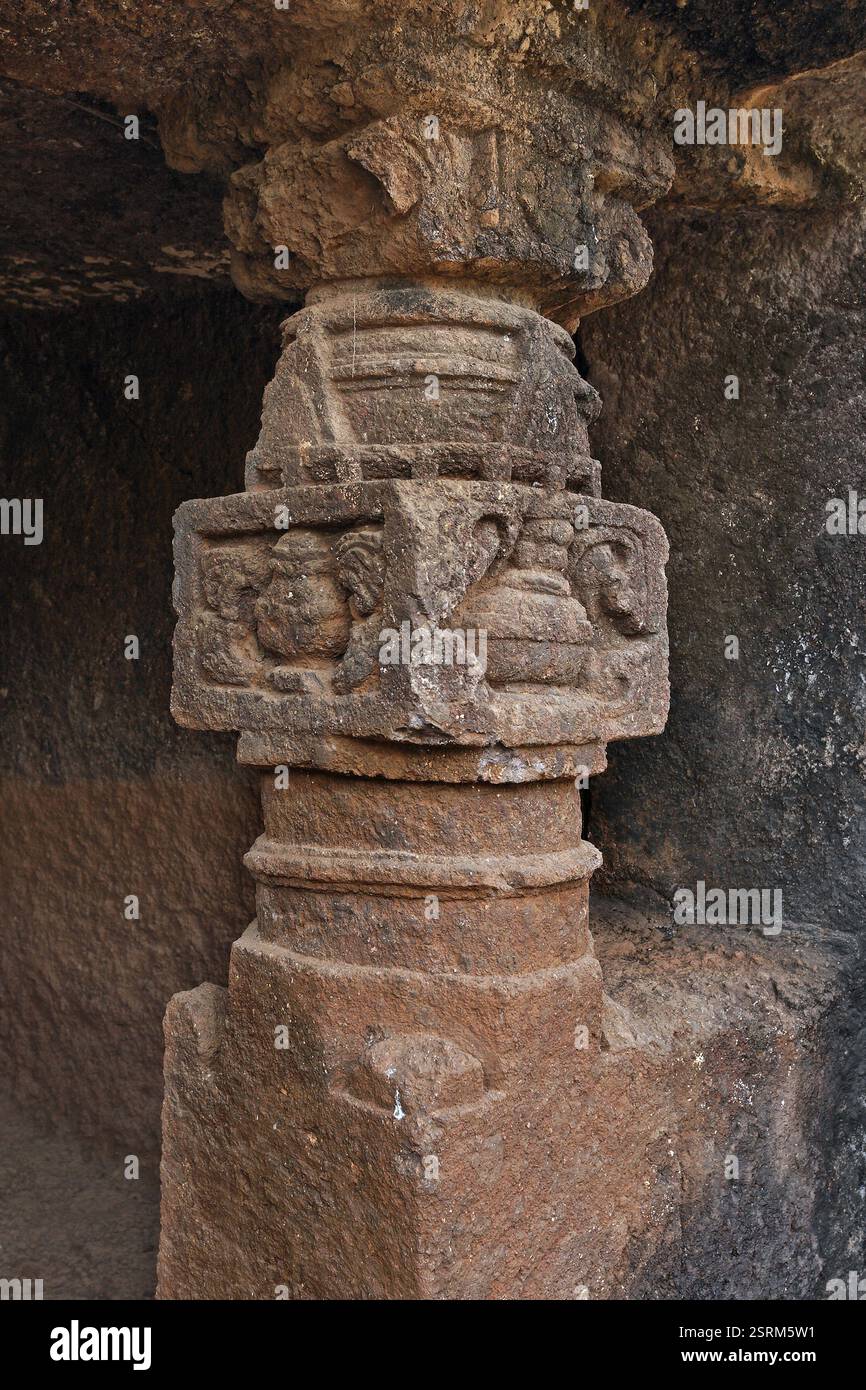 Number column pillar hi-res stock photography and images - Alamy