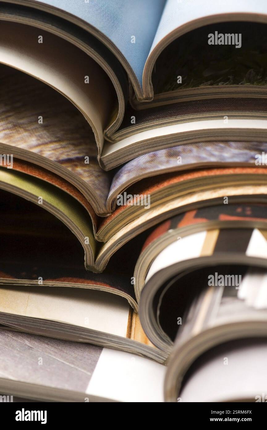 Public magazines hi-res stock photography and images - Alamy