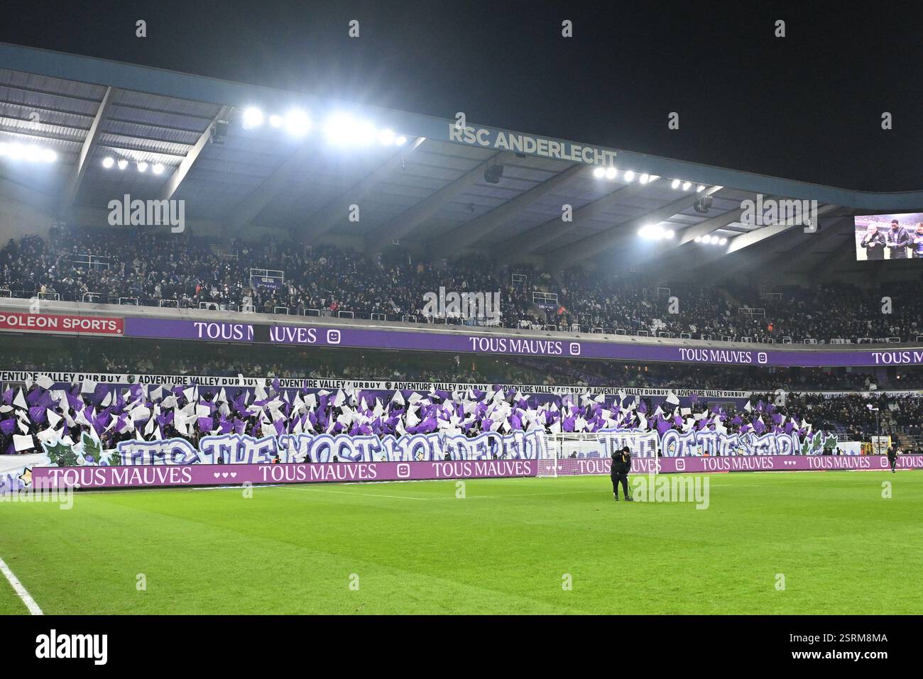 Anderlecht, Belgium. 27th Dec, 2024. fans and supporters of Anderlecht ...