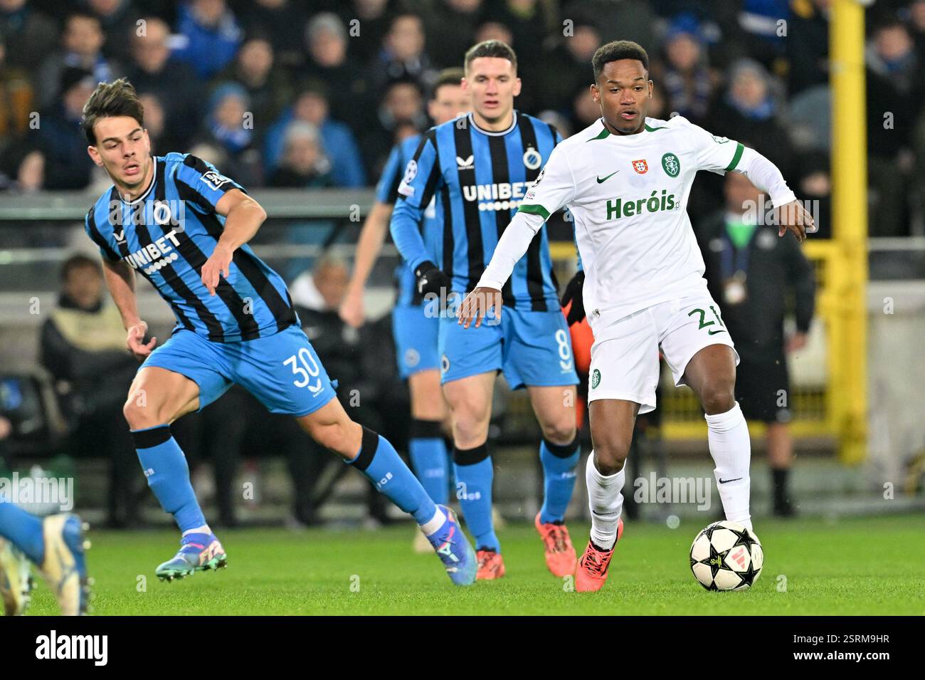 Brugge, Belgium. 10th Dec, 2024. Ardon Jashari (30) of Club Brugge and ...