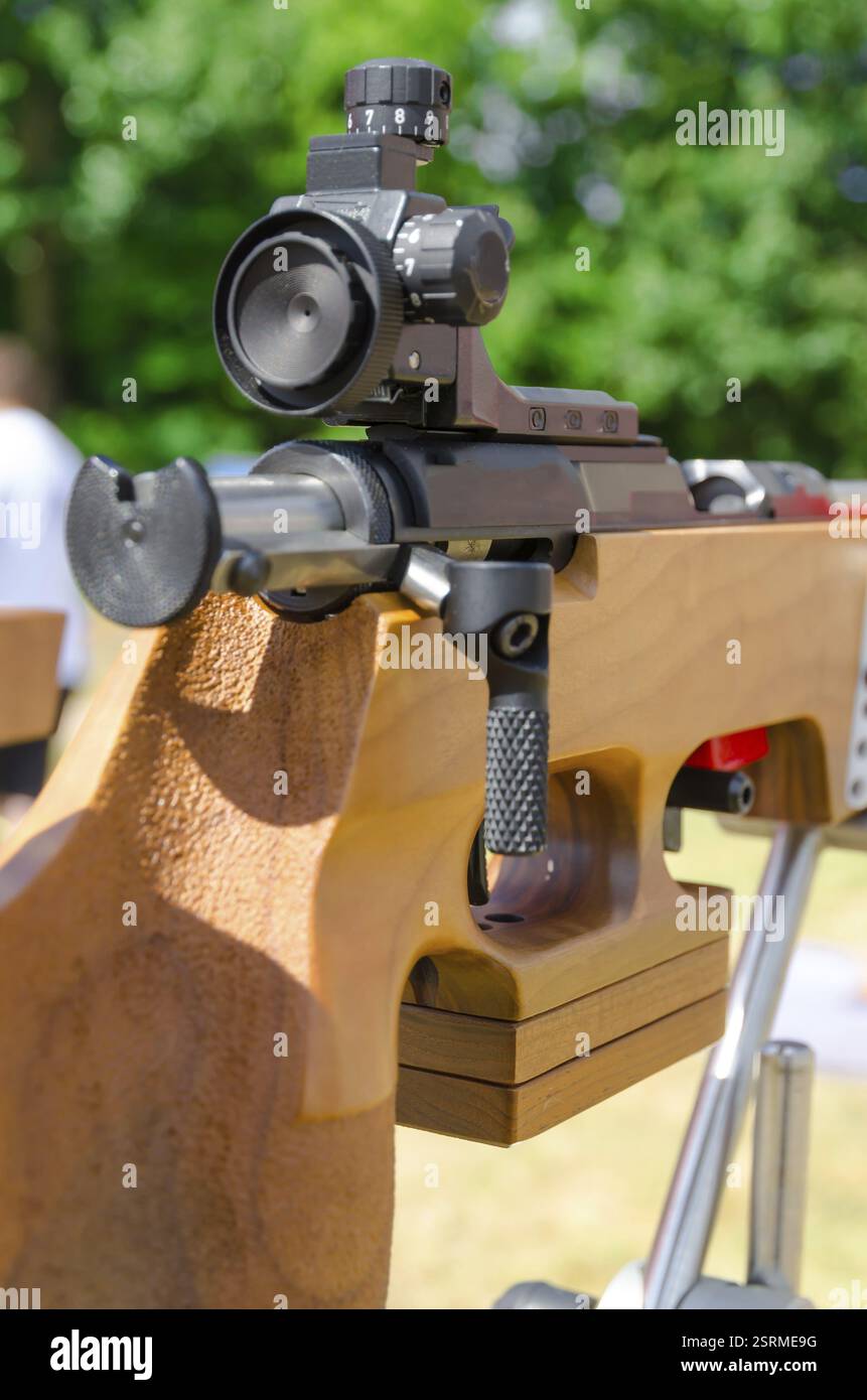 Sporting rifles hi-res stock photography and images - Alamy