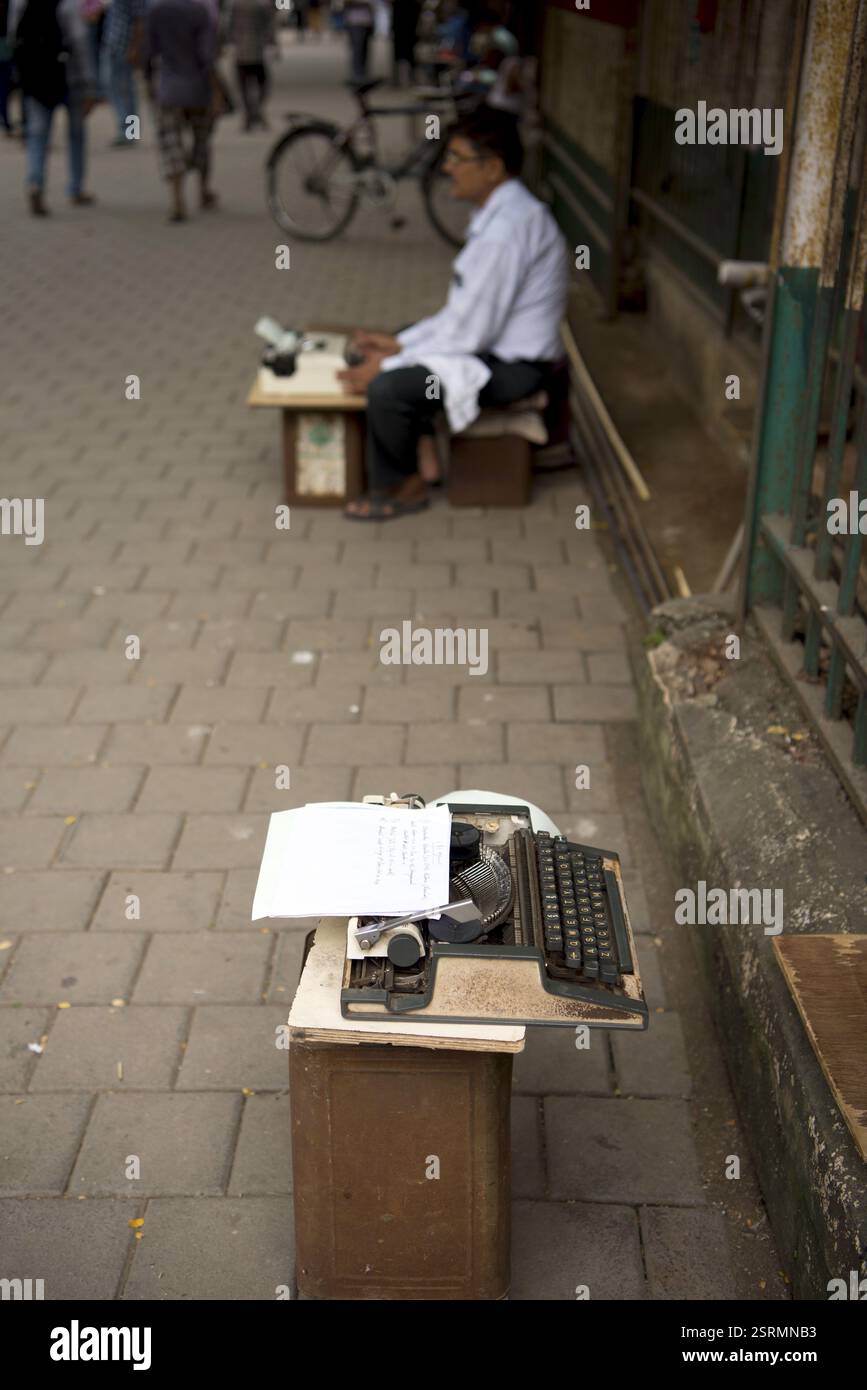 Typist sitting Pavement, Mumbai, Maharashtra, India, Asia Stock Photo ...