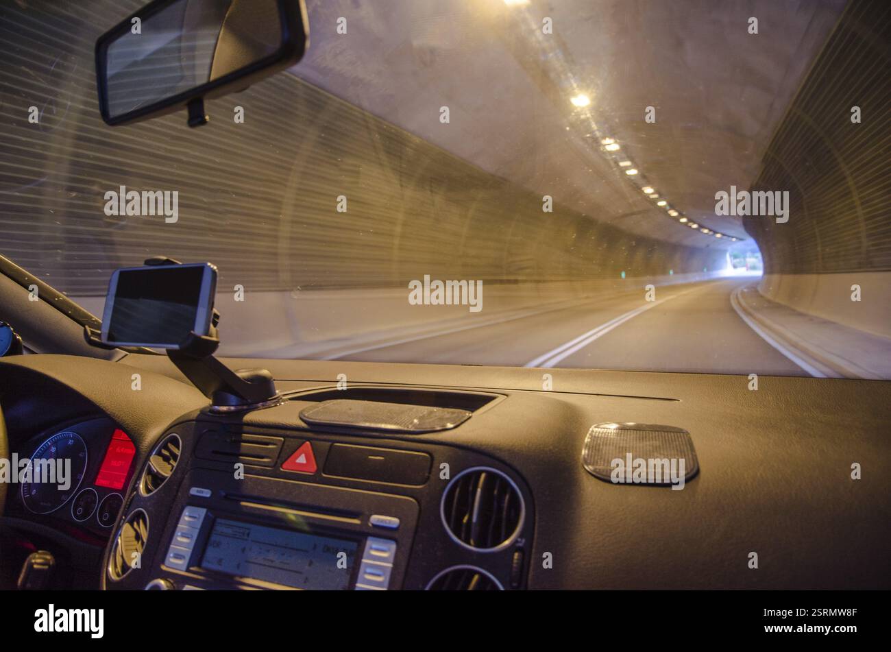 Car systems hi-res stock photography and images - Alamy