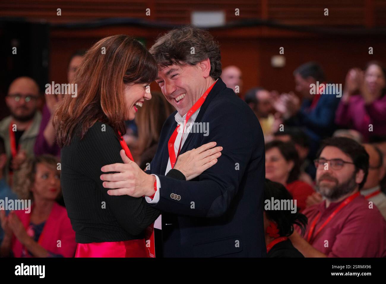 The mayor of Vitoria-Gasteiz, Maider Etxebarria, and the Secretary ...