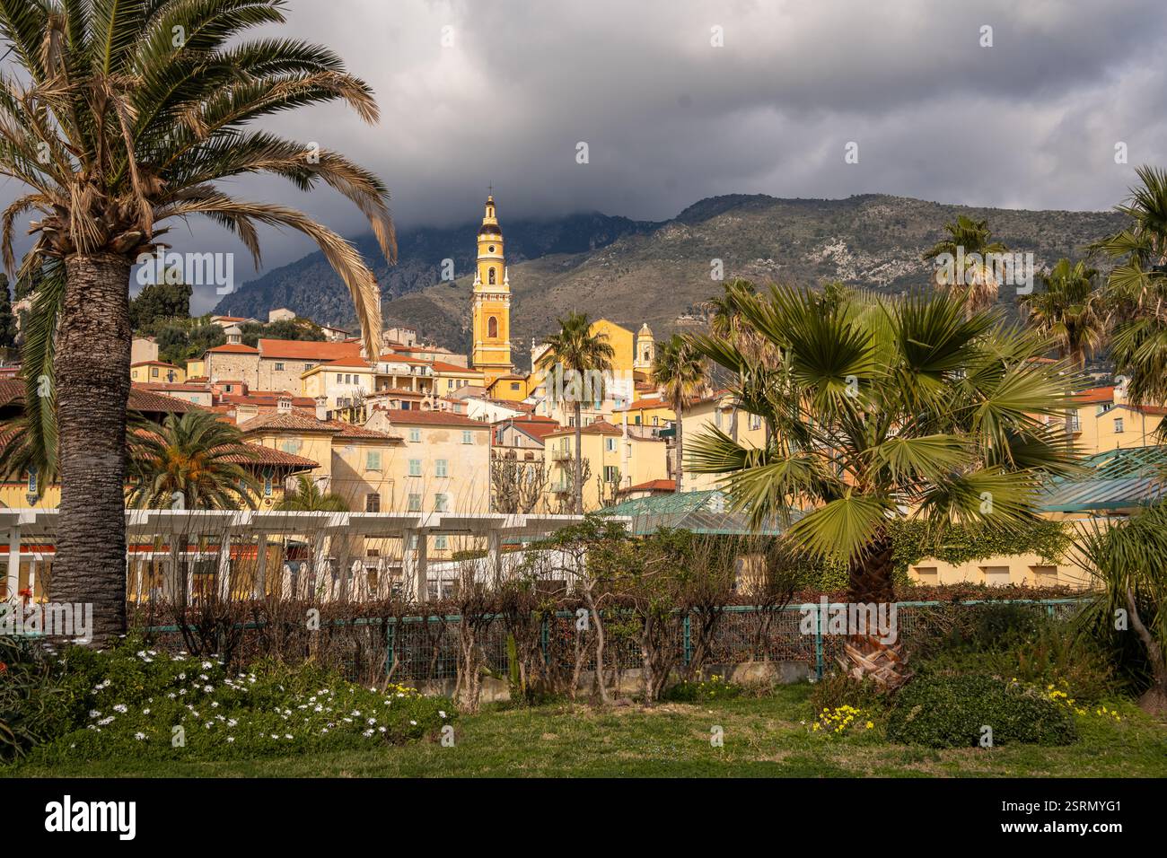 Menton Old Town, Côte d’Azur: A Charming And Colorful Gem On The French ...