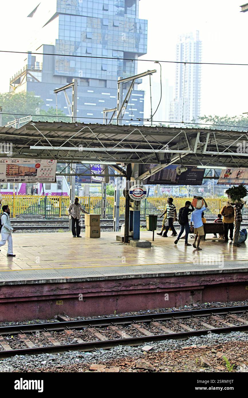 Prabhadevi Railway Station platform, Mumbai, Maharashtra, India, Asia ...