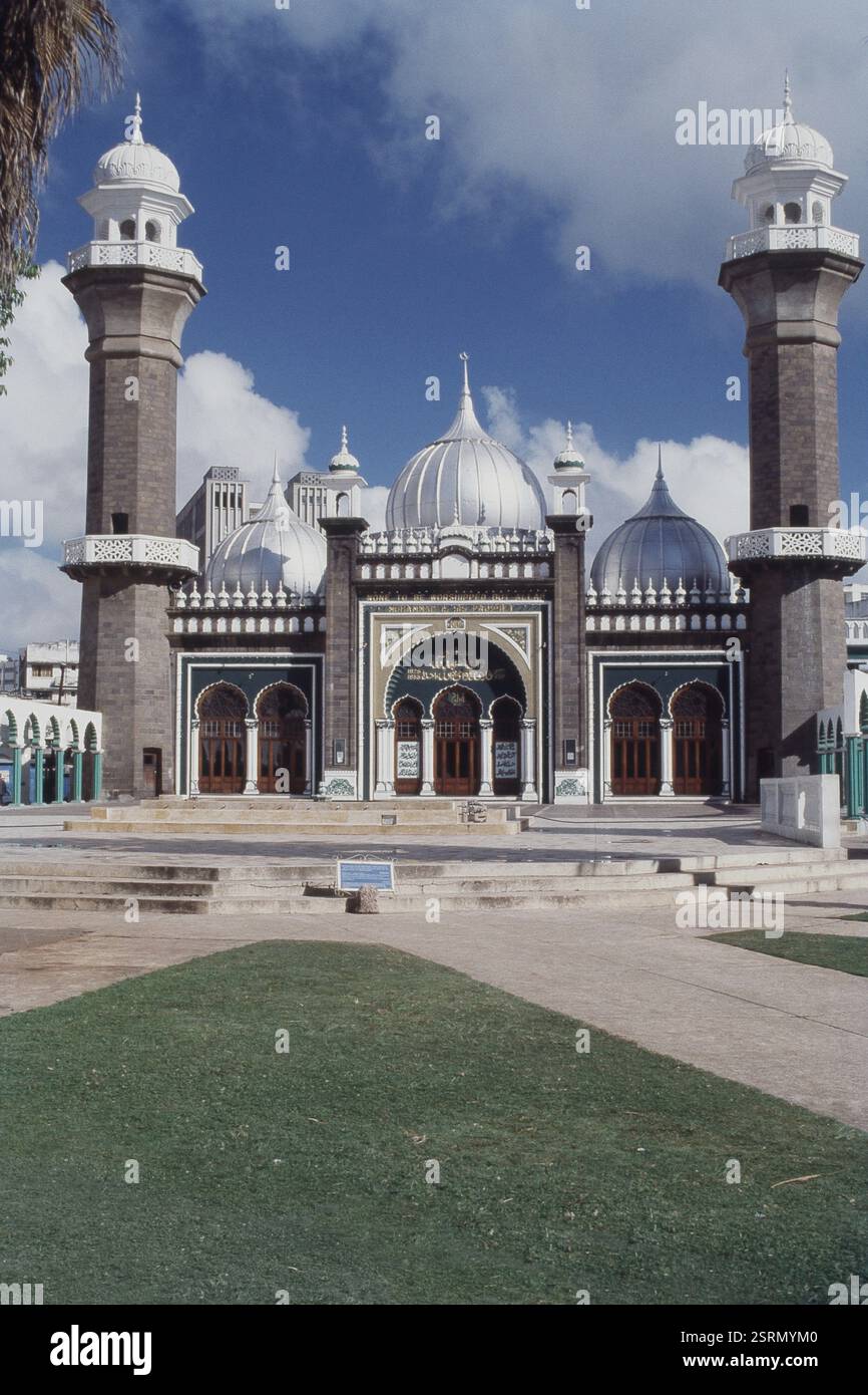 Jamia Mosque, Nairobi, Kenya, Africa Stock Photo - Alamy