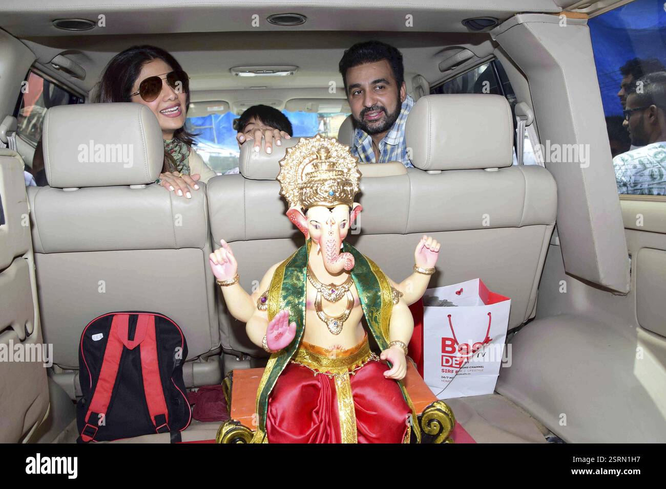 Bollywood actor Shilpa Shetty Raj Kundra Murtikar Santosh Kambli ...