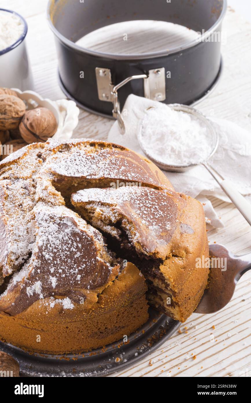 Table sweets cakes pastries hi-res stock photography and images - Alamy