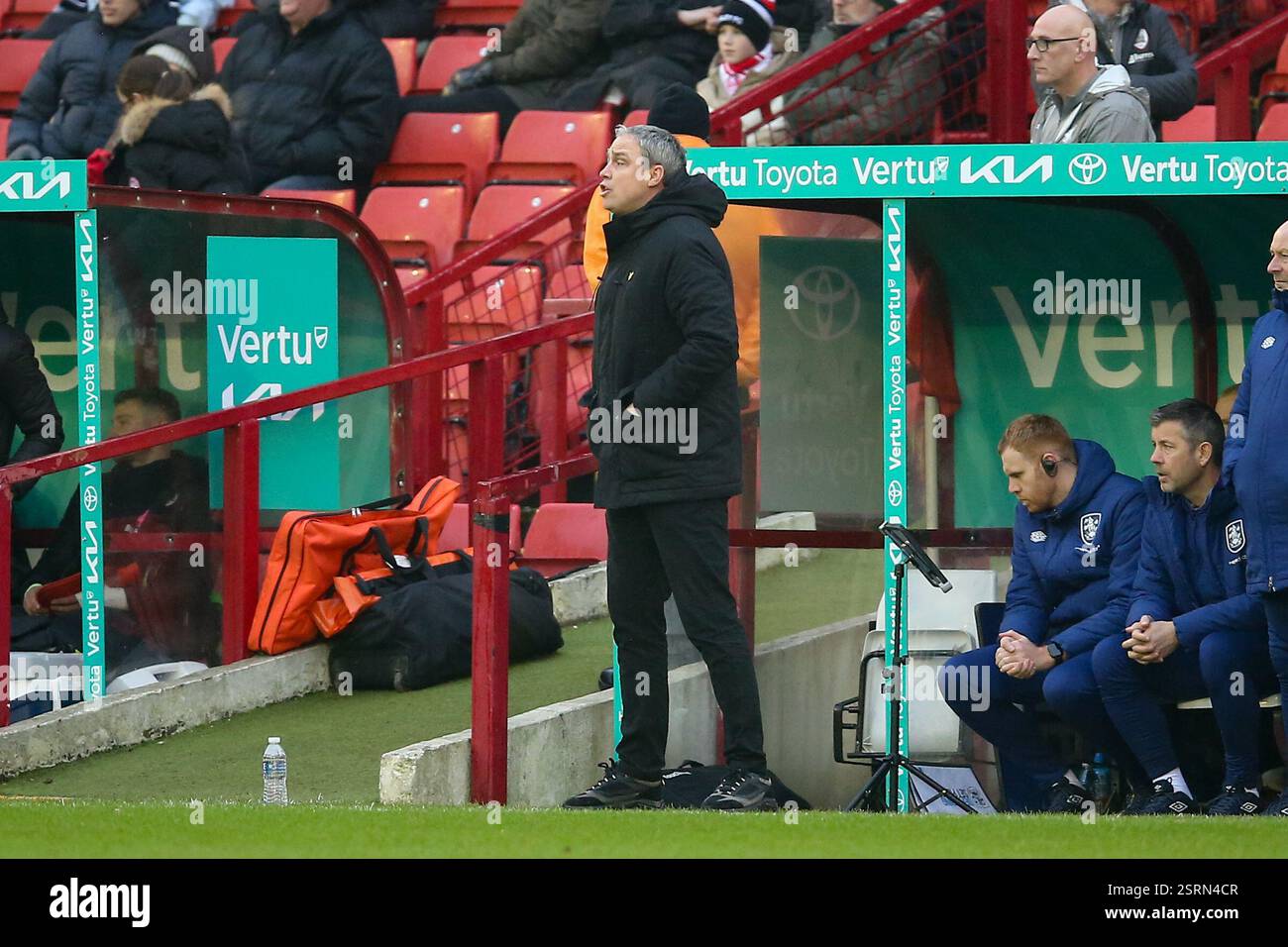 Oakwell Stadium, Barnsley, England - 15th February 2025 Michael Duff ...