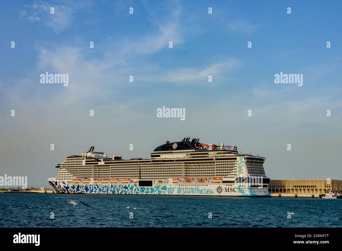 Passenger cruiser liner ship hi-res stock photography and images - Alamy
