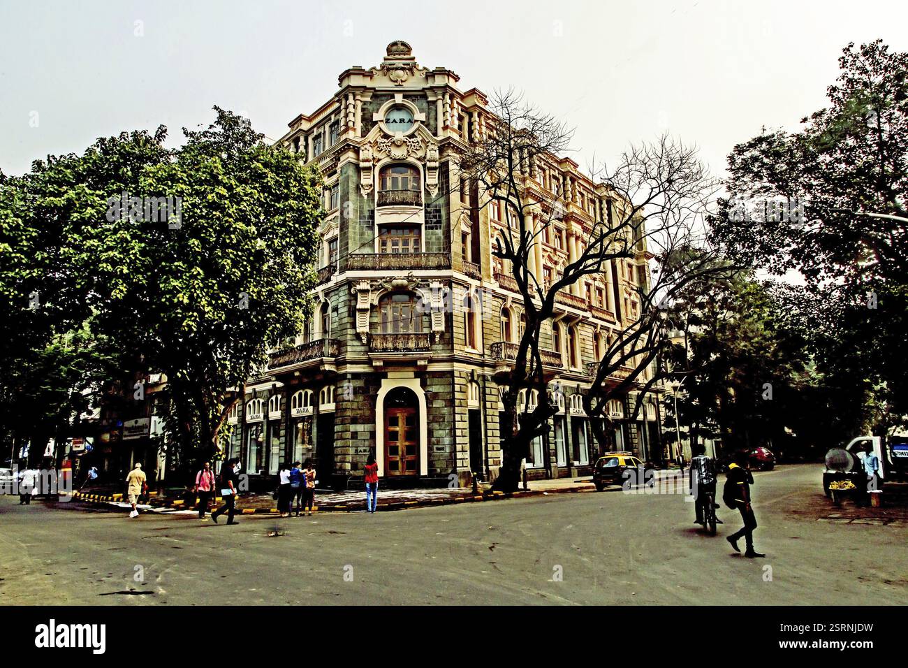 ZARA store building, Flora Fountain, Mumbai, Maharashtra, India, Asia ...