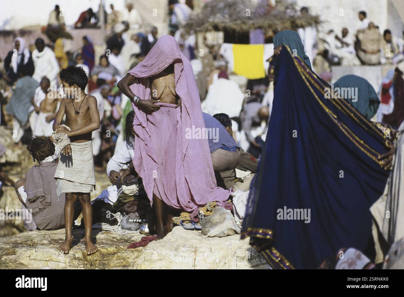 Women bathers changing clothes during Kumbh Fair, India, Asia Stock ...