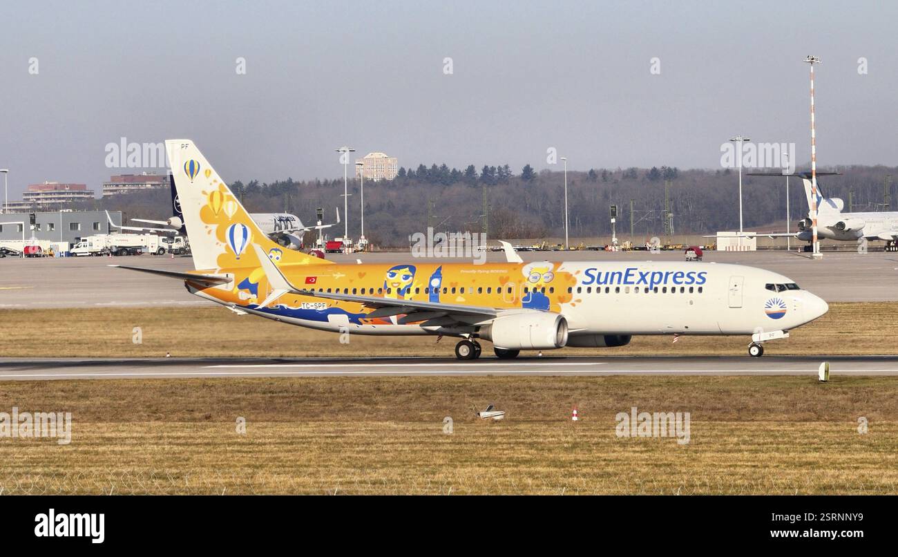 Federal express terminal hi-res stock photography and images - Alamy