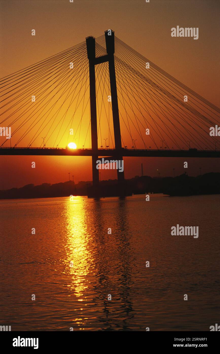 Second Hooghly bridge at sunset, Calcutta Kolkata, West Bengal, India ...