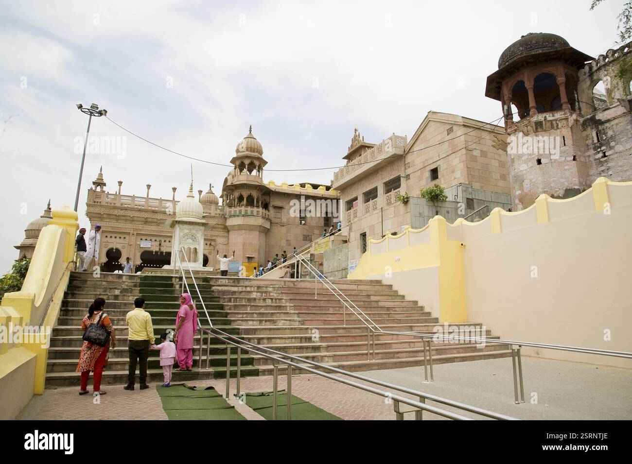 Shri radha rani temple, mathura, uttar pradesh, india, asia Stock Photo ...
