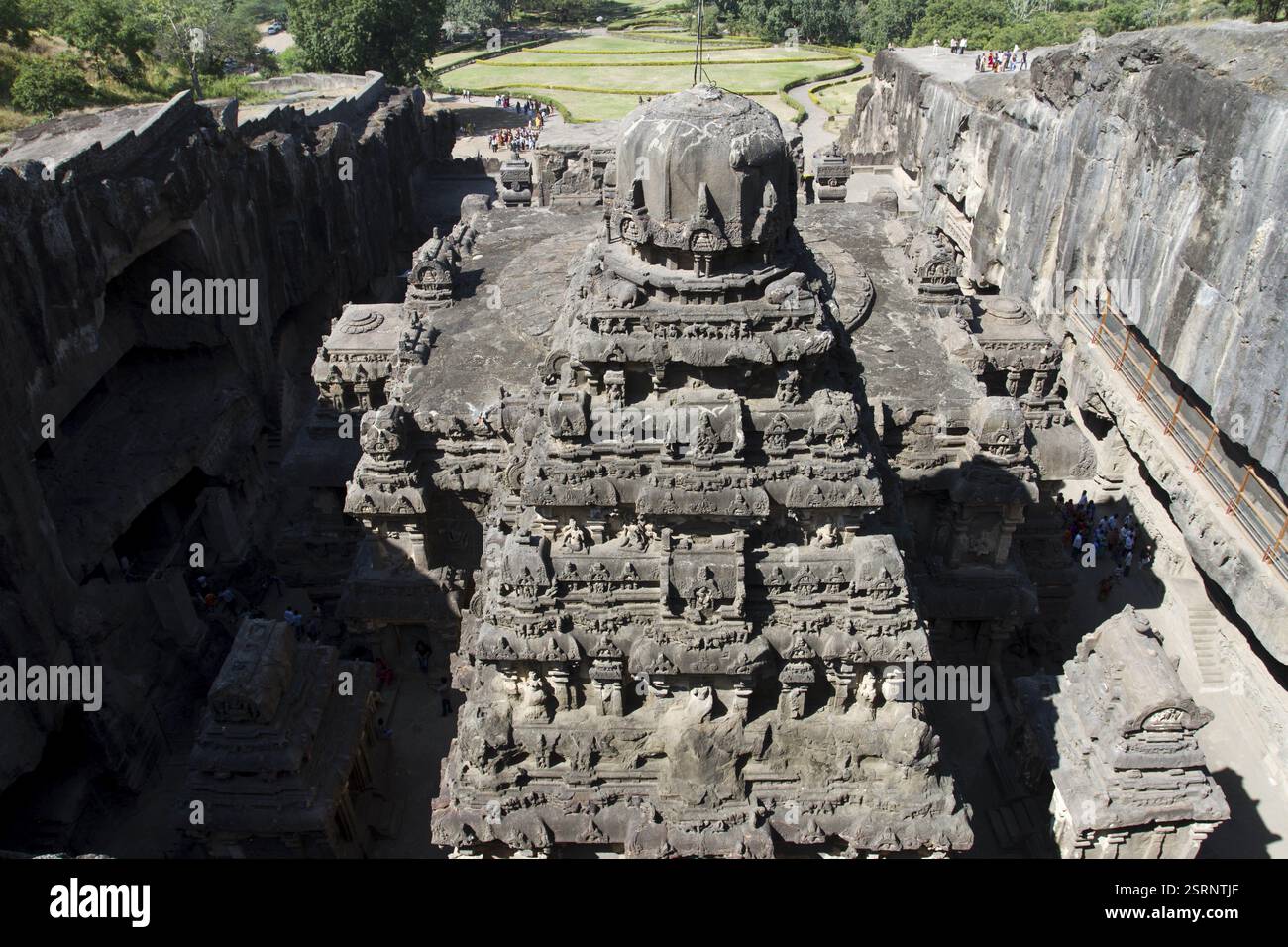 Kailasa temple, ellora caves, aurangabad, maharashtra, india, asia ...