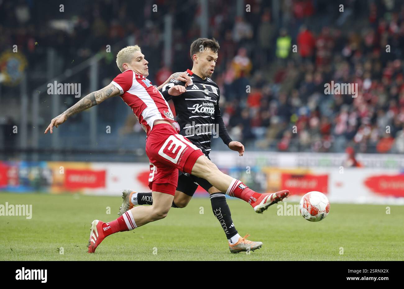 ABD0245 20250216 - GRAZ - ÖSTERREICH: Dominik Frieser (GAK /links) und ...