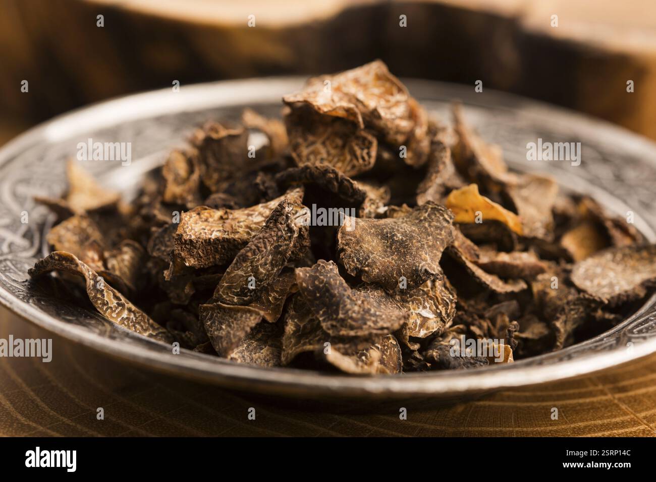 Black truffle mushroom - gourmet vegetable Stock Photo - Alamy