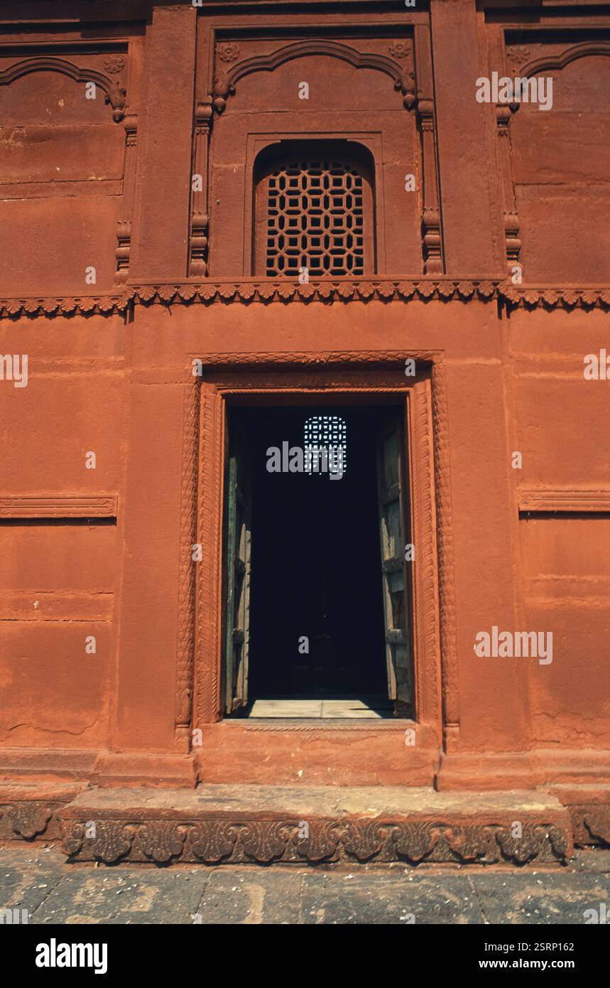 Stone carved jali hi-res stock photography and images - Alamy