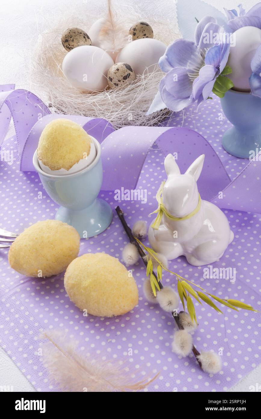 Oster cake in the chicken egg Stock Photo - Alamy