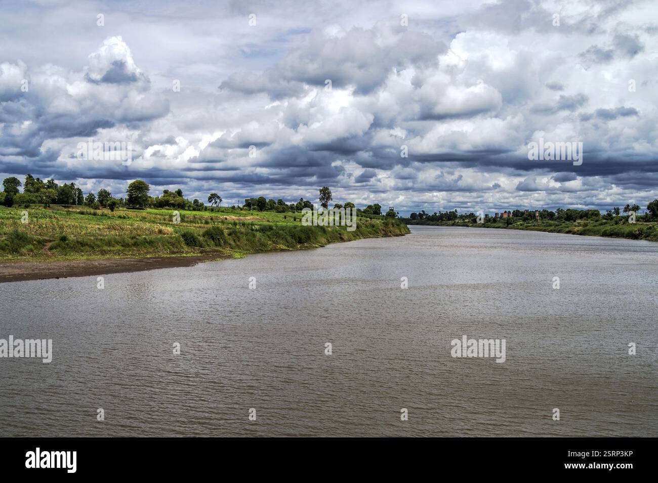 Krishna river hi-res stock photography and images - Alamy