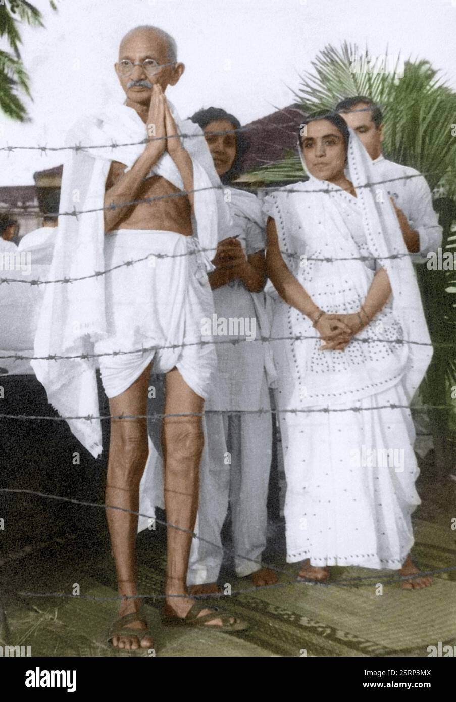 Mahatma Gandhi with Sumati Morarjee greeting people, Mumbai ...