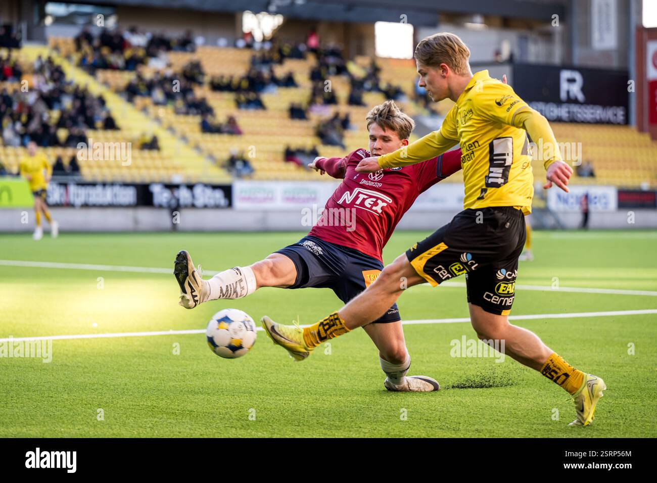 250216 Örgrytes Isak Dahlqvist och Elfsborgs Gottfrid Rapp under ...